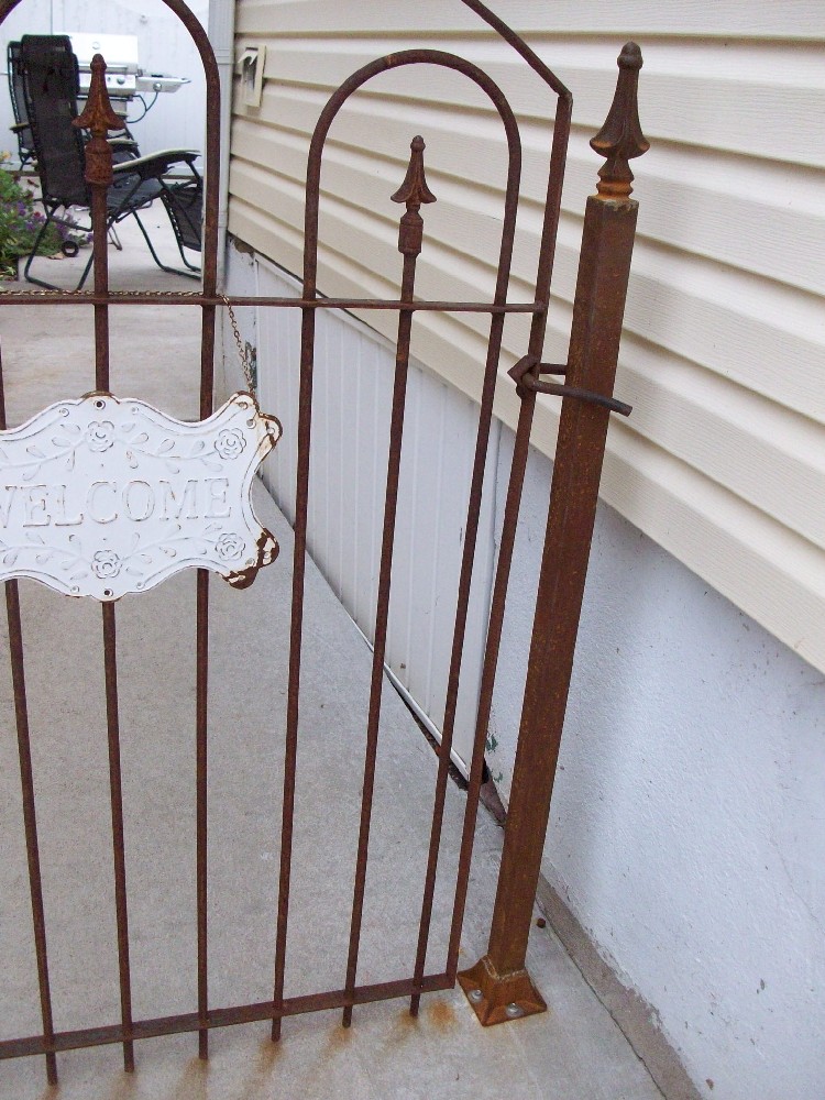 Iron Gate - Secure Entry Gate Wrought Iron - 4 ft