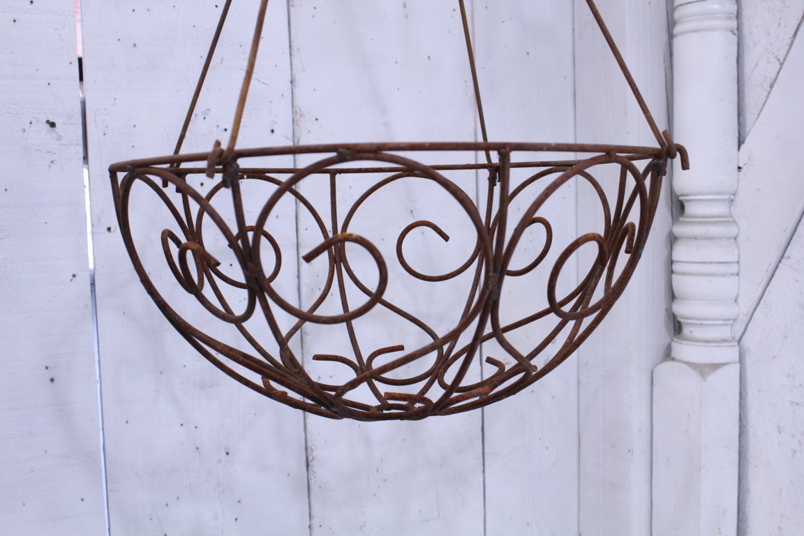 Large 19" Round Wrought Iron Curly Hanging Basket