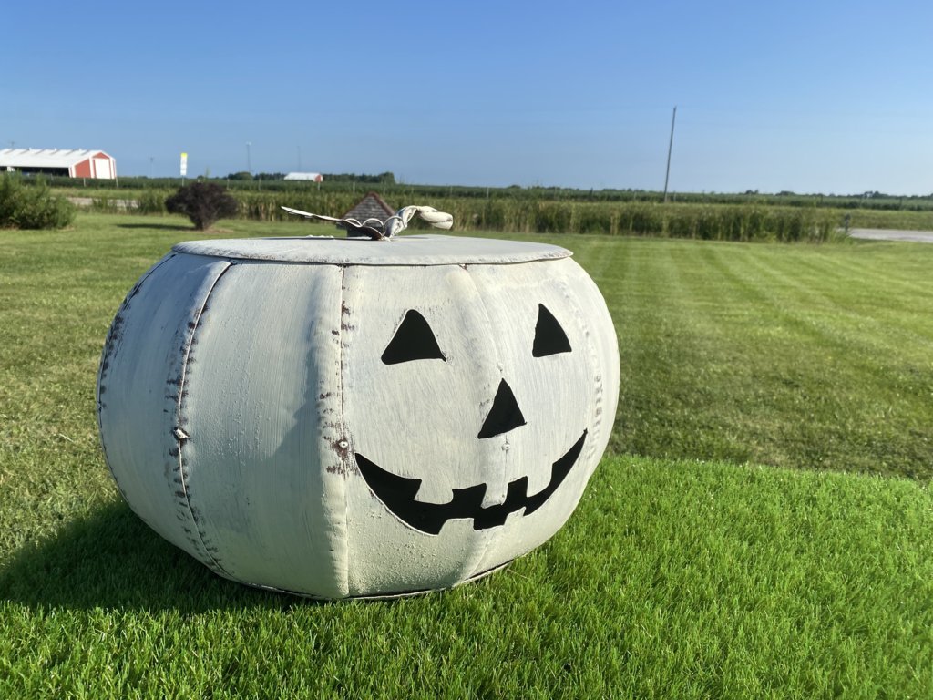 Large Ole Rusty Pumpkin - Recycled Metal Art - Garden Ornament