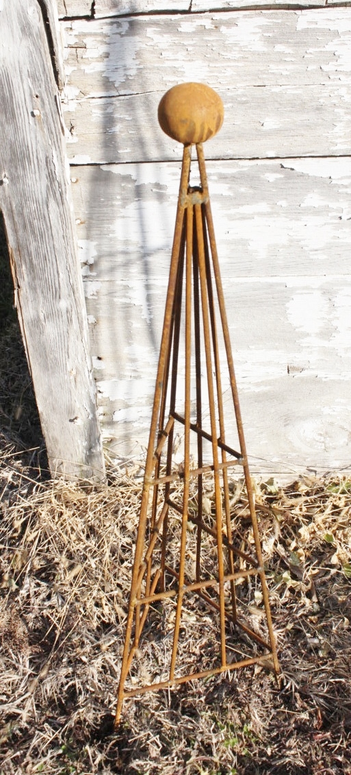 43" Wrought Iron Triangle Ball Top - Garden Obelisk