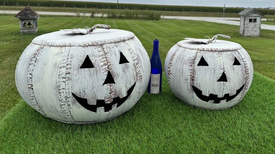 Large Ole Rusty Pumpkin - Recycled Metal Art - Garden Ornament