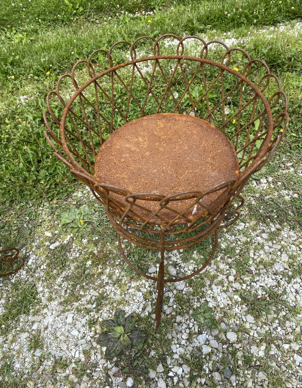 Large Wrought Iron Tin Bottom Plant Stand Decorative Container