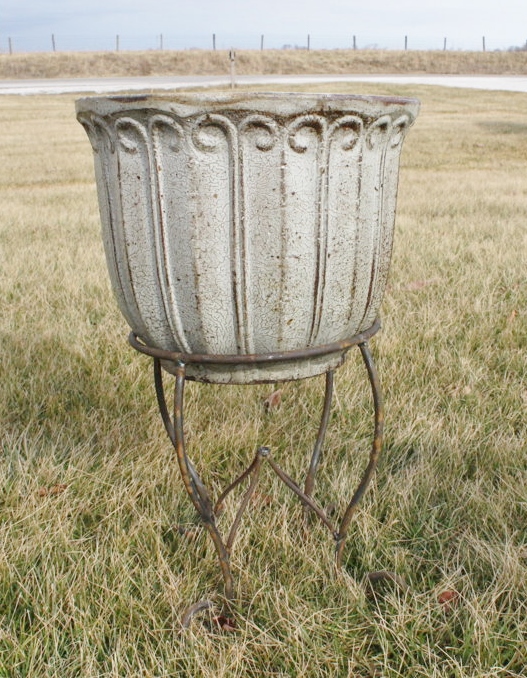 18" Wrought Iron Pot Holder - Plant Stand