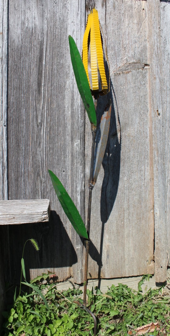 Metal Corn Stalk Garden Stake Yard Decor