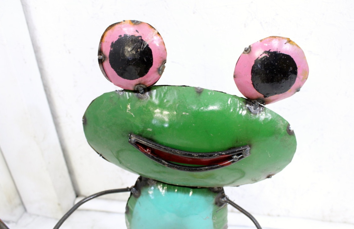 Metal Fernando Frog Amphibian Lawn Decoration