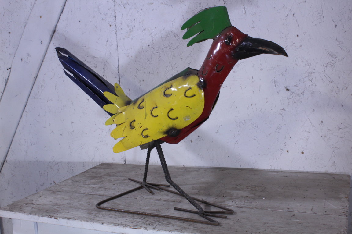 32" Metal Roadrunner Yard Art Bird Lawn Decor