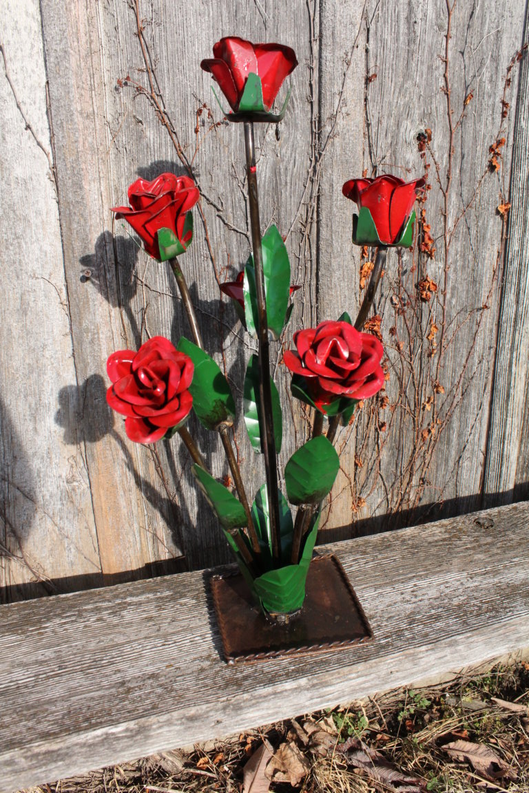 23" Tall Roses on Stand Flowers for you Home or Garden