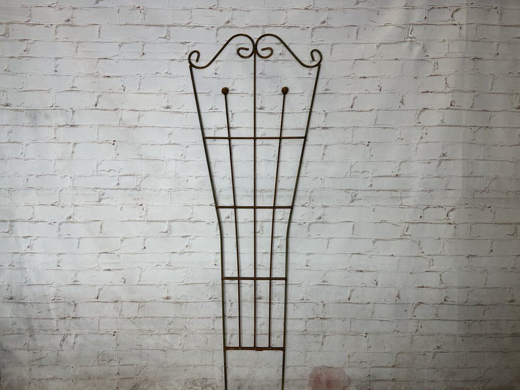 Metal Trellis with Ball Finial- Flower Plant Support