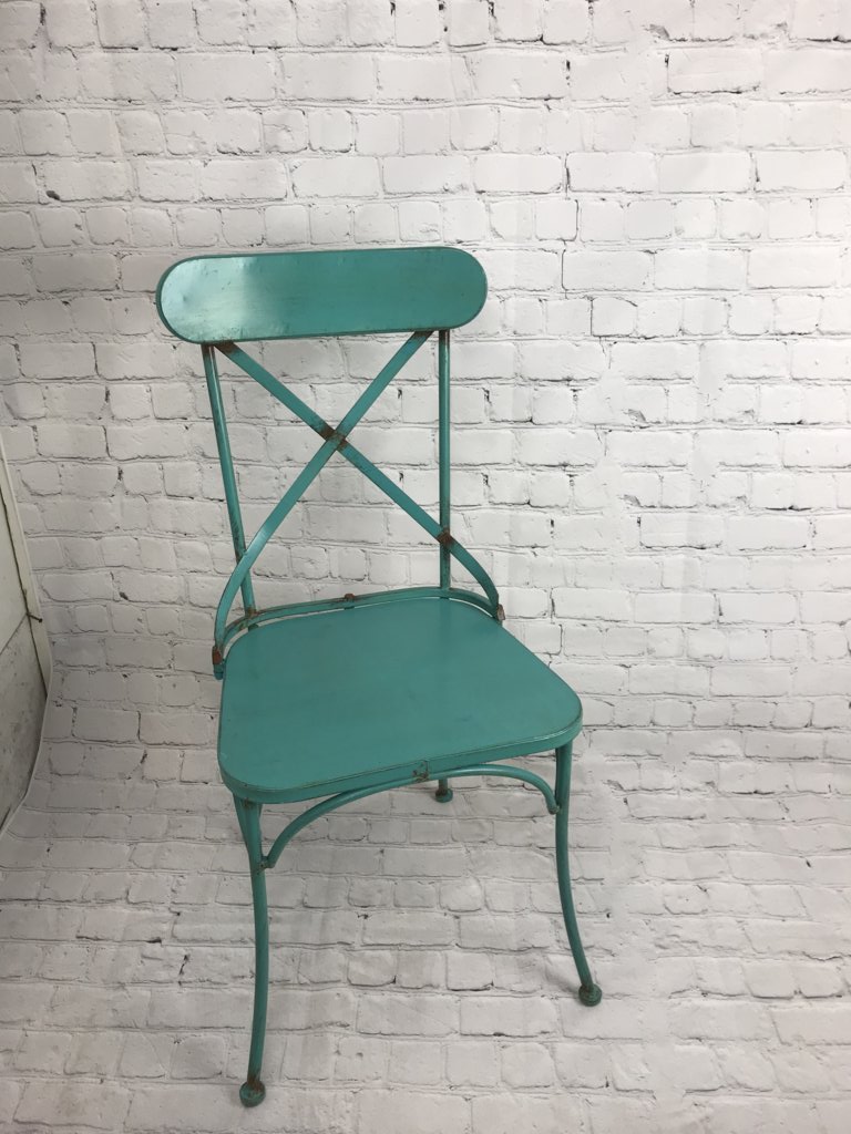 Pair of Metal Turquoise Chairs Patio furniture