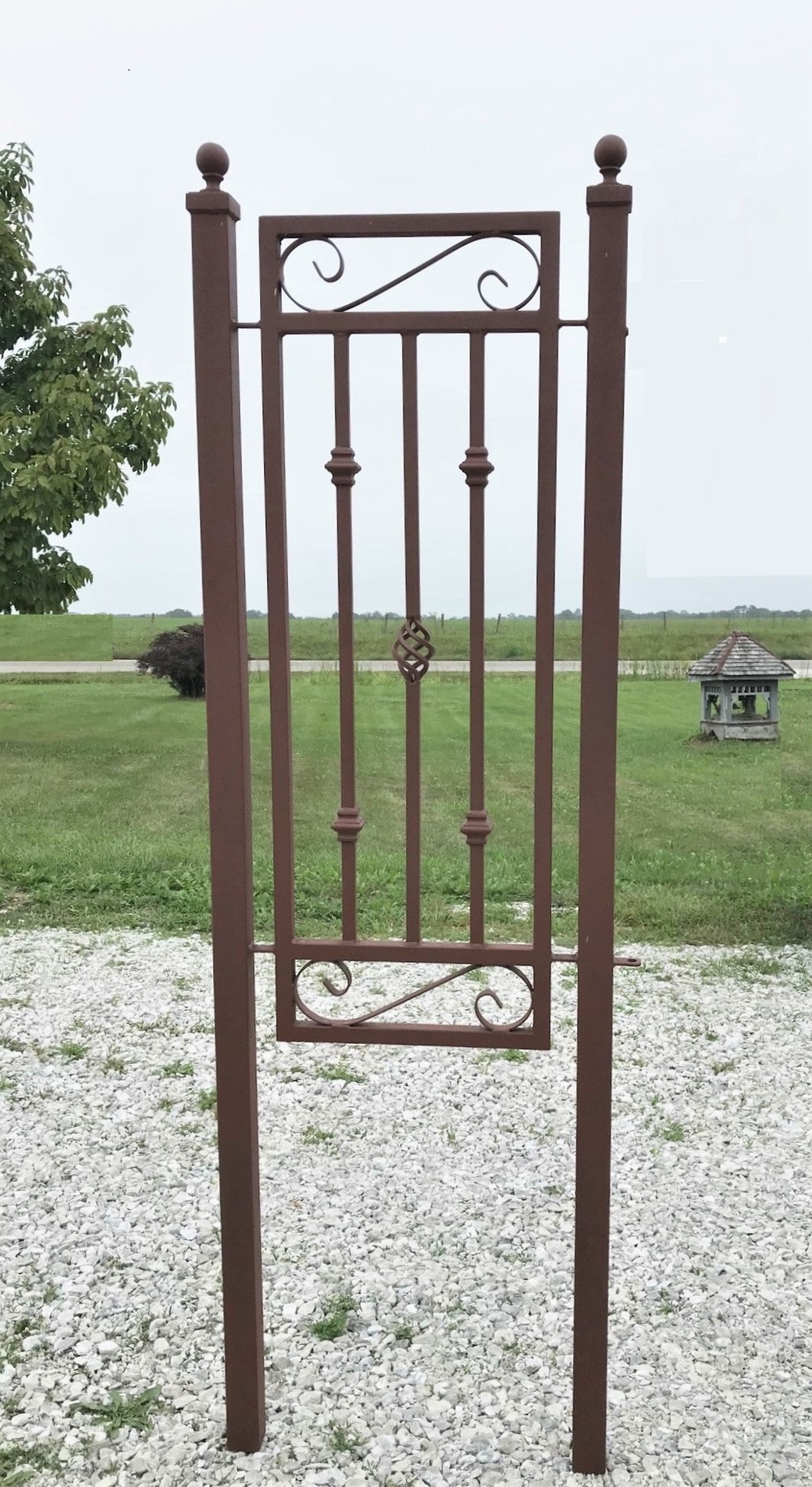 Trellis Made With Steel Posts And Narrow Donovan Fence Section
