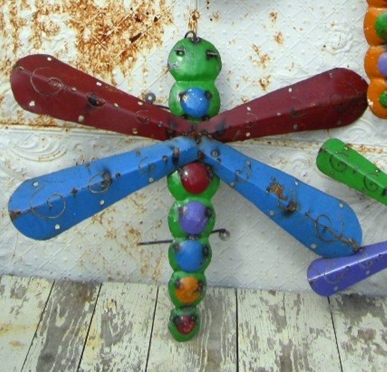 Recycled Tin Medium Metal Dragonfly