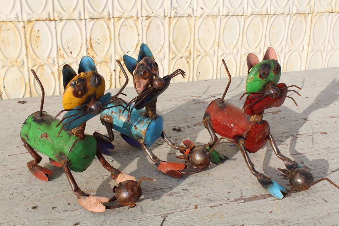 Recycled Metal Cat with Mouse Animal Lawn Ornament