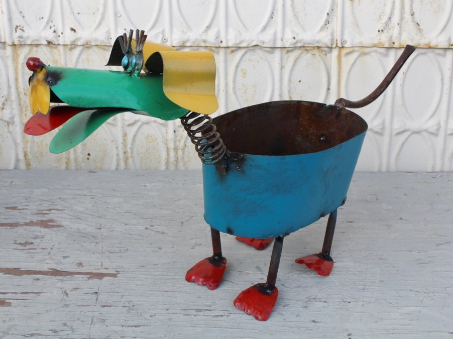 Recycled Metal Dog Planter Decorative Pot Container