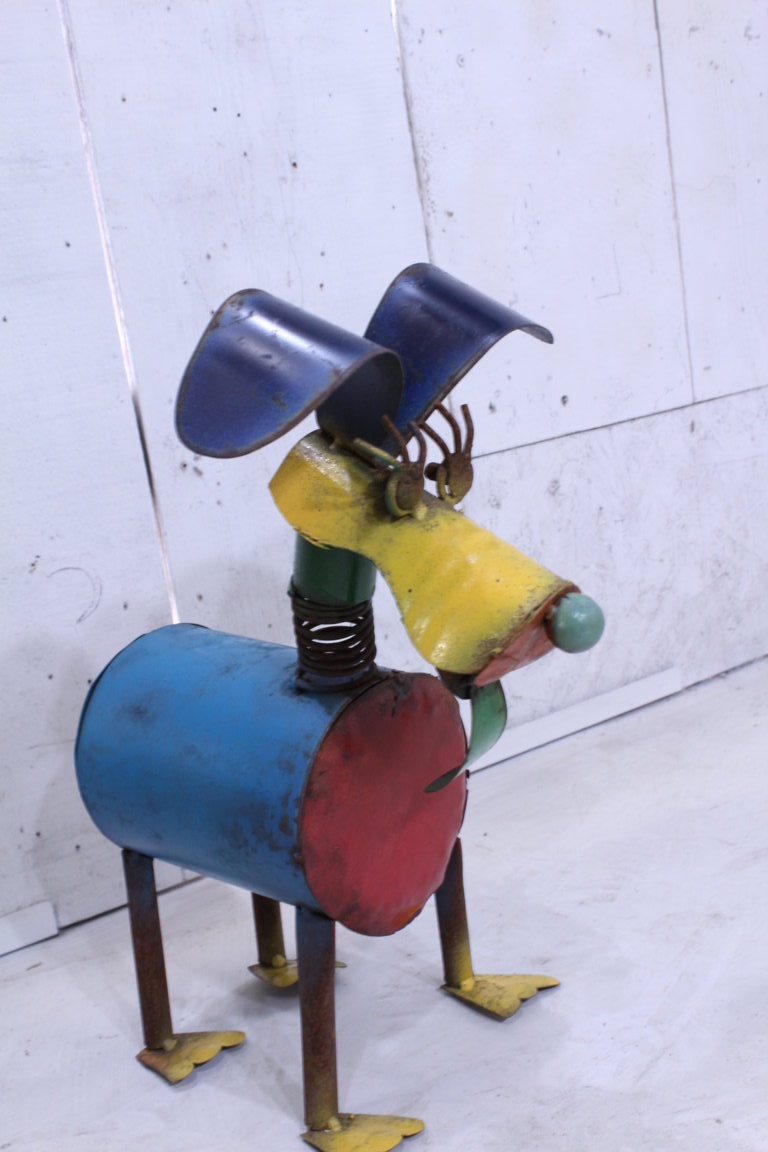 Recycled Metal Dogs in 3 Sizes Yard Decorations
