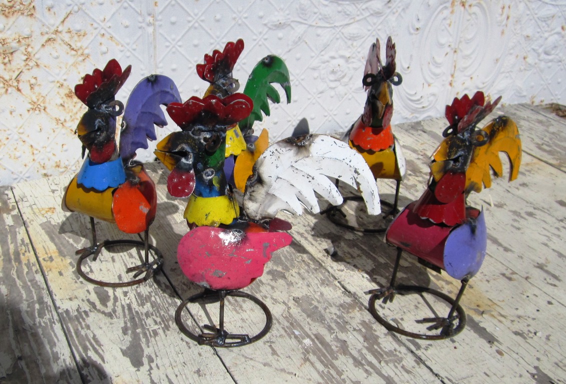 11" t. Recycled Metal Extra Small Rooster Yard Ornament
