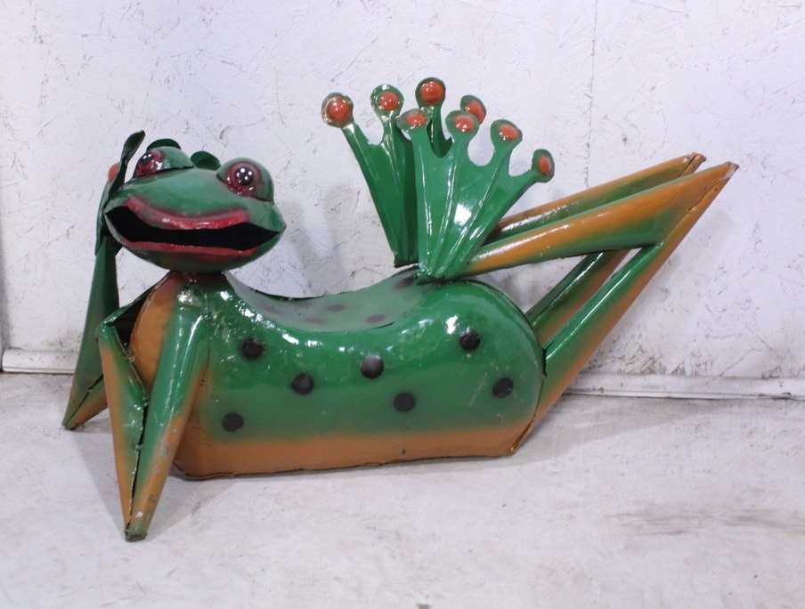 Recycled Metal Laying Frog