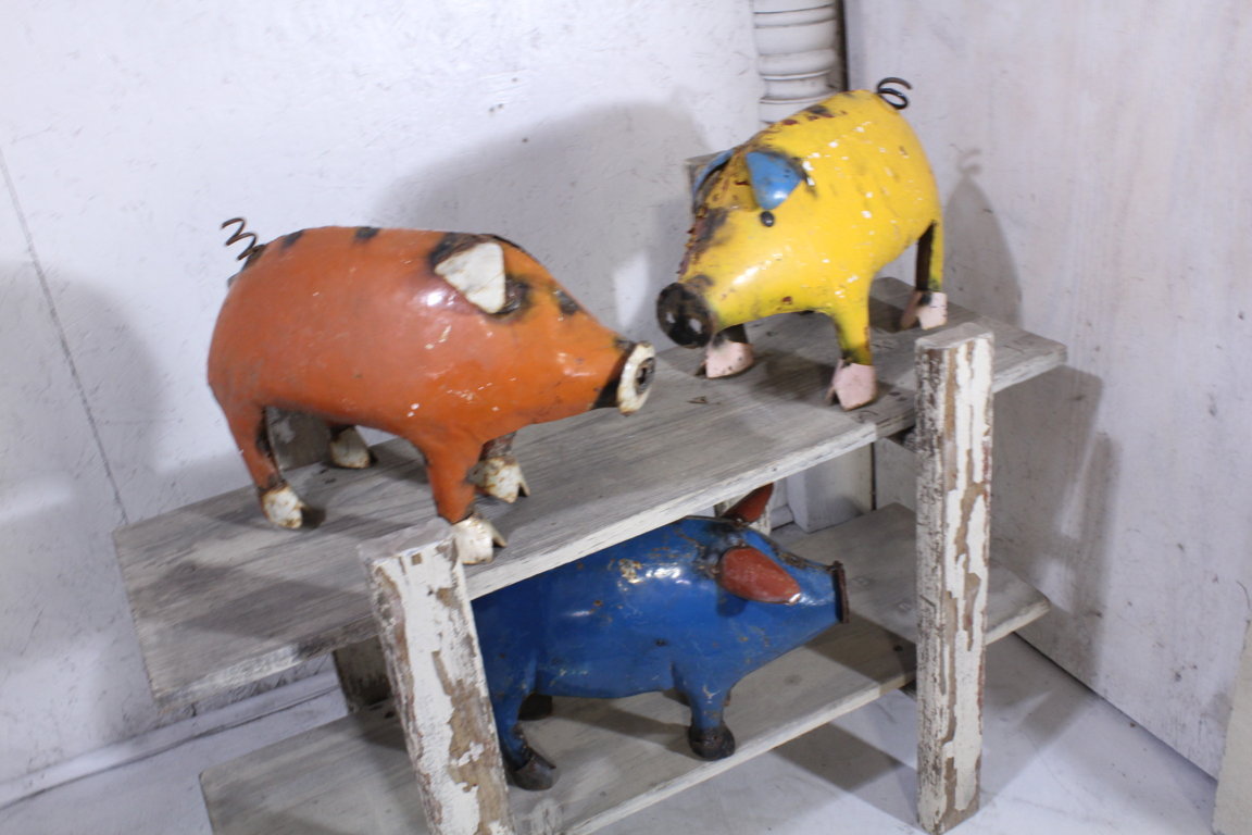 Recycled Metal Pigs 3 Sizes