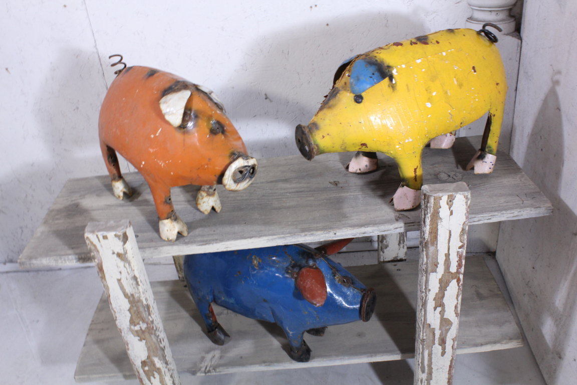 Recycled Metal Pigs 3 Sizes