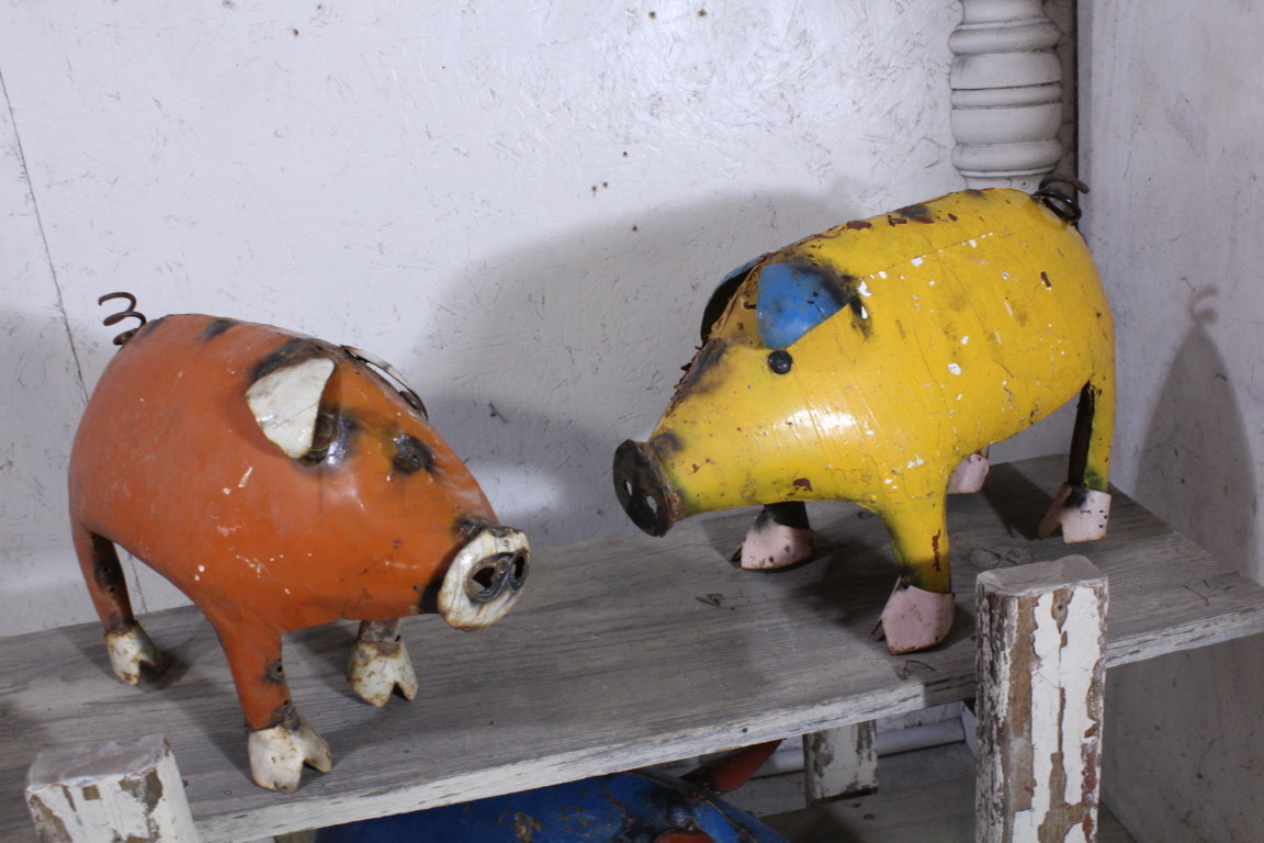 Recycled Metal Pigs 3 Sizes