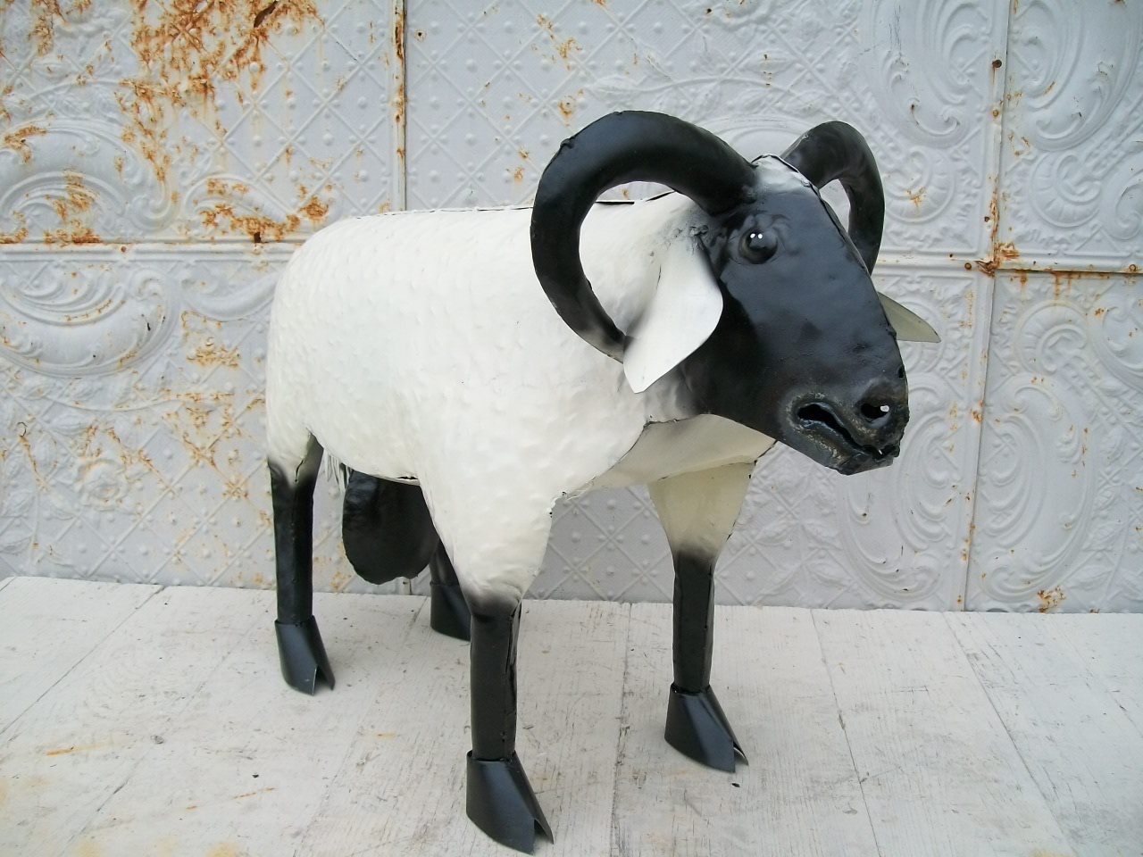 Recycled Metal Ram Sheep Yard Decor
