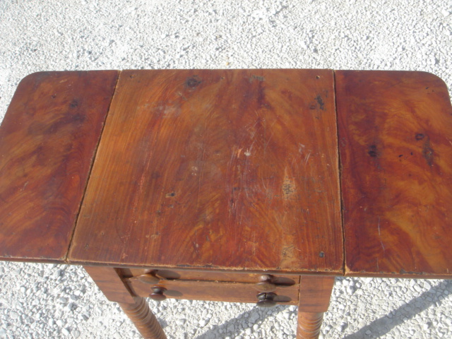 Red Grain Painted Drop Leaf Table