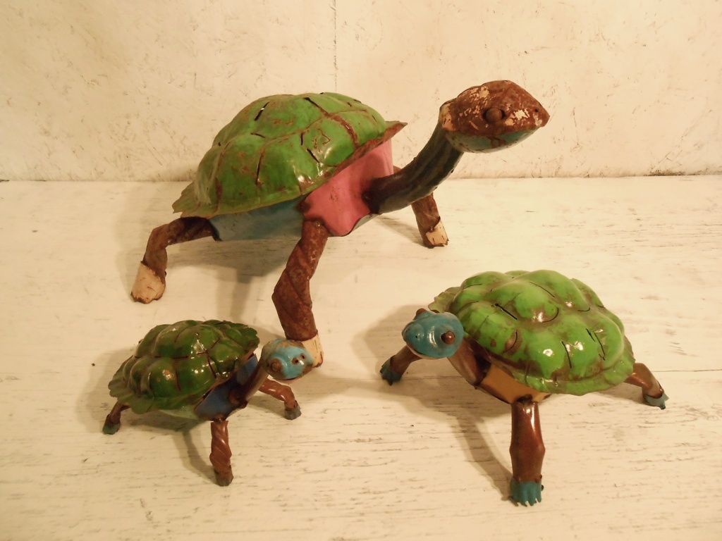 Rustic Metal Colorful Turtles Yard Ornaments 3 Sizes