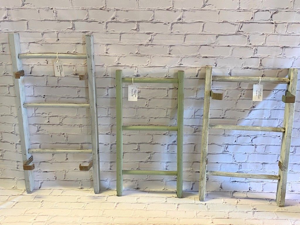 Rustic Vintage 3 Rung Wooden Ladder