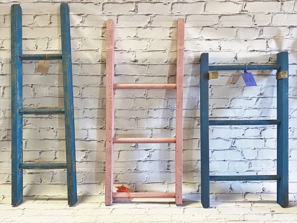 Rustic Vintage 3 Rung Wooden Ladder