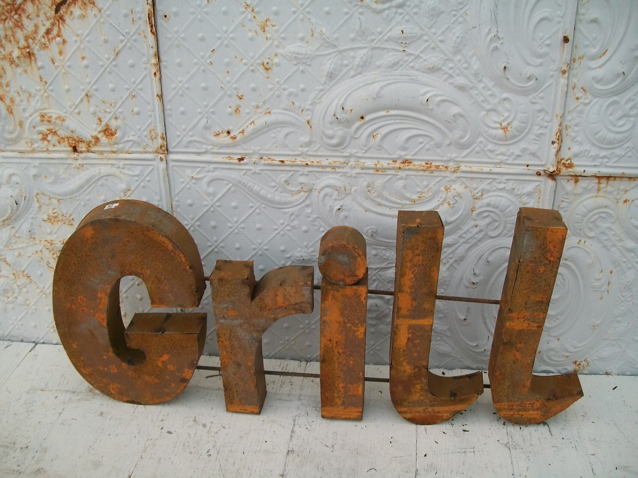 Rusty Grill 3-D Sign - Great Kitchen and Bar Wall Art