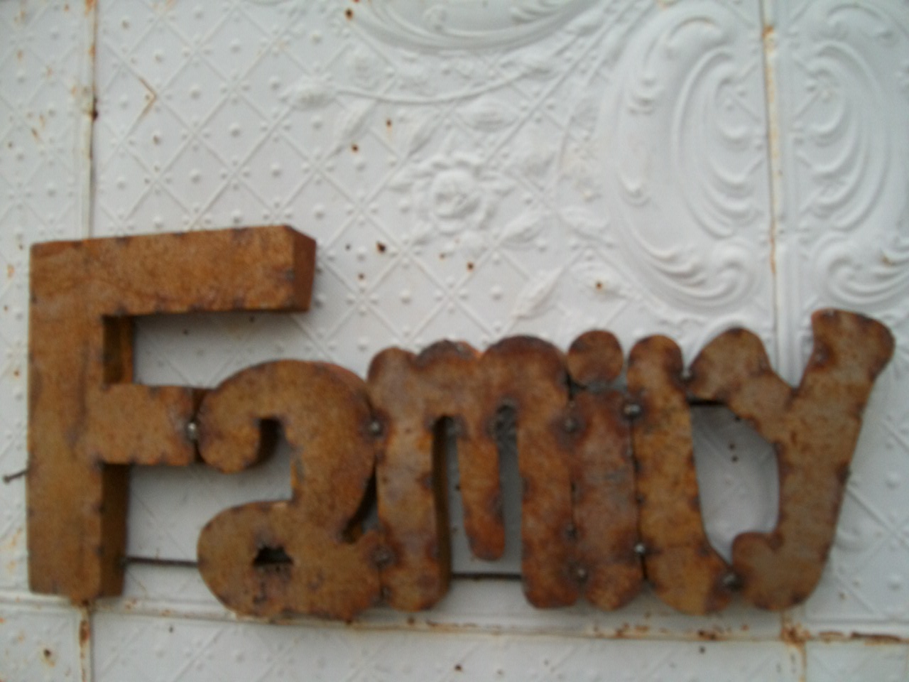 Rusty Metal Family 3D Sign Decorative Wall Art
