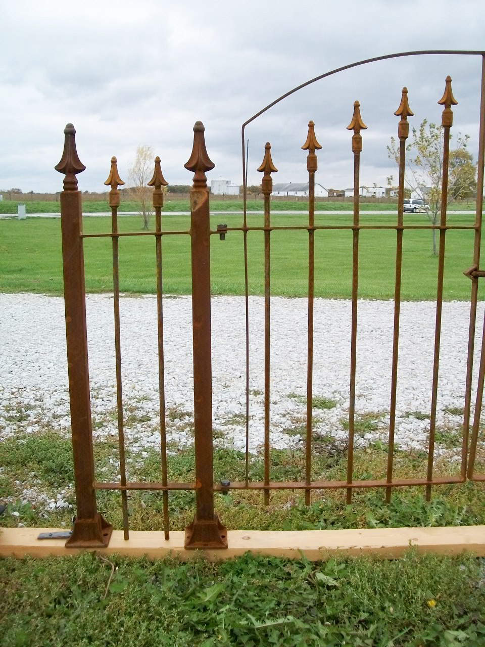 Side Posts for Gates that Enhance Your Entrance - 3' Tall