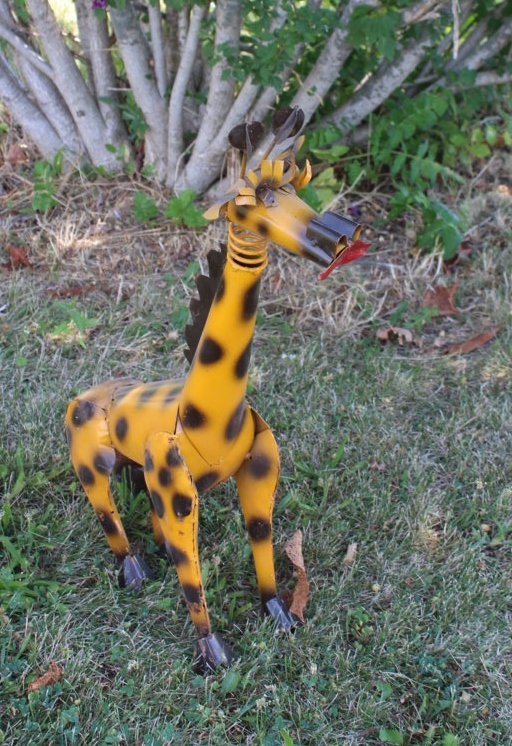 Small Metal Giraffe Zoo Animal Art
