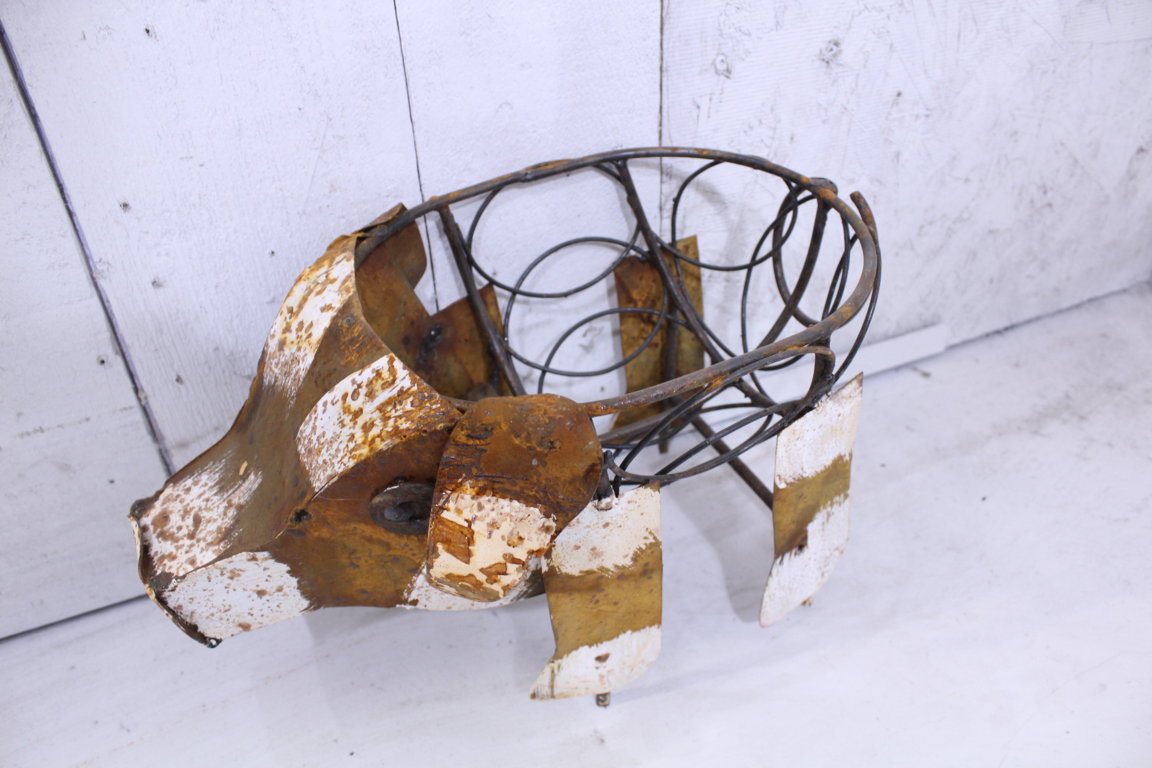 Small Metal Pig Planter