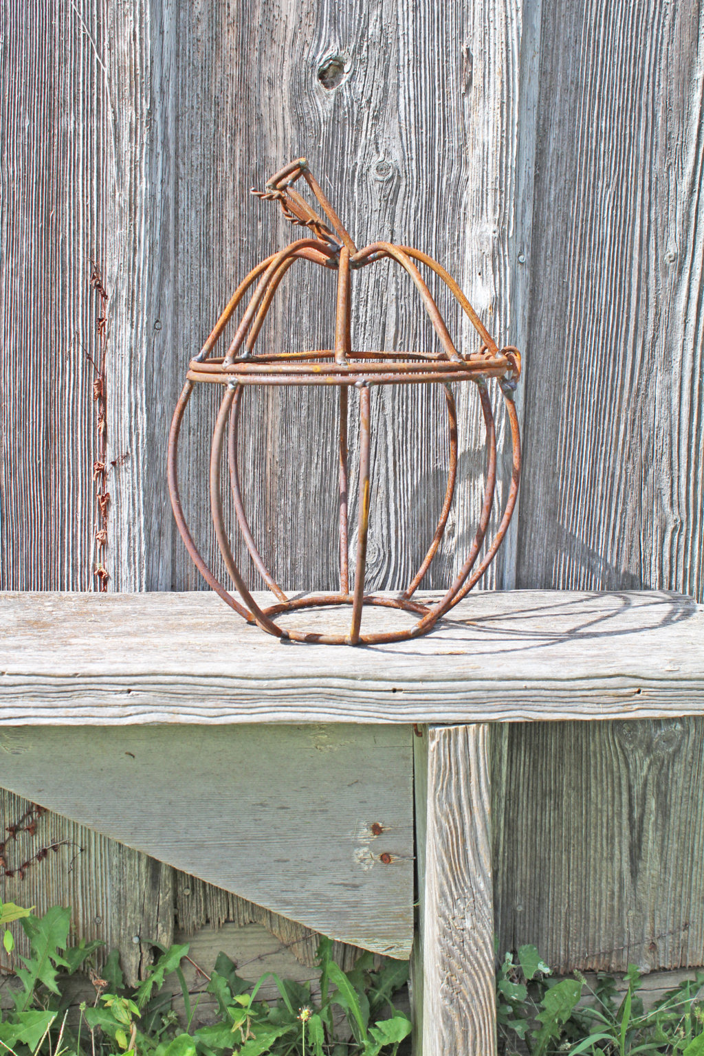 Small Metal Pumpkin Halloween Decoration