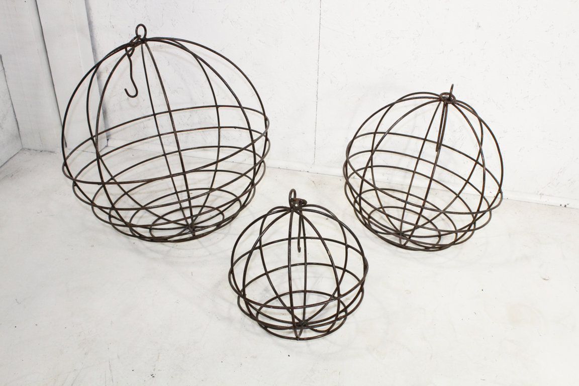 Small Wrought Iron Hanging Ball Decor
