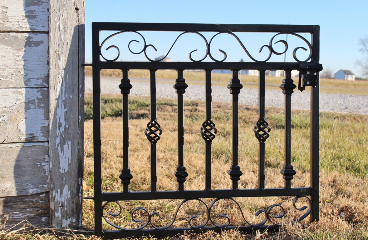 Square Metal Donovan Ornate Entrance Gate 36" x 36"