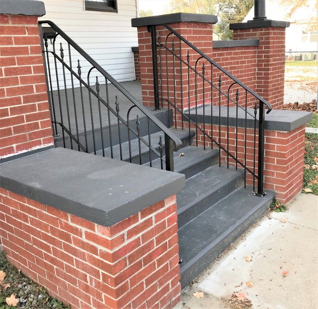 Stair Railing for Historical 1920' Home - Metal Hoop and Spear