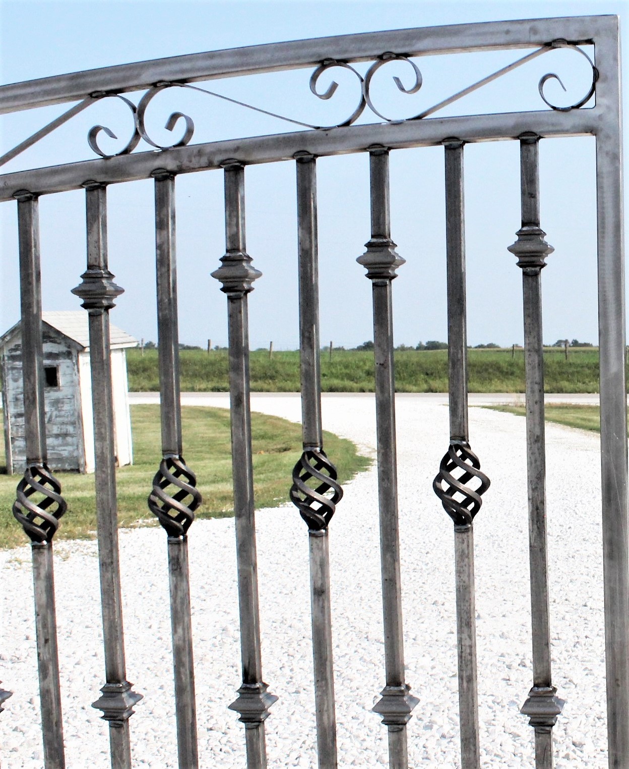 Steel Durango Select Driveway Entry Gate - 6't x 16'w Gateway