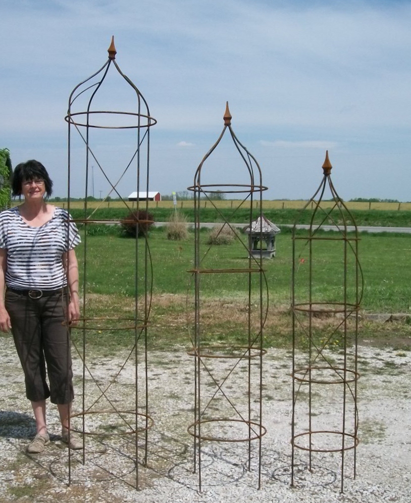 Trellises & Topiaries