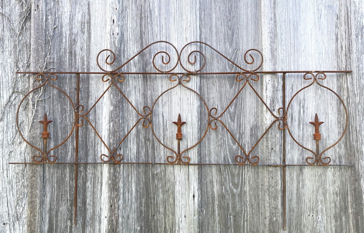 Turnip Metal Border Fencing