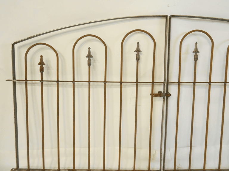 Vintage Metal Garden Fence Gate - 3 ft Tall x 6 ft Wide