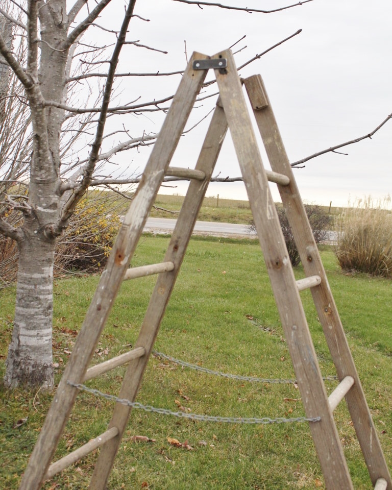 Vintage Ladder Christmas Tree - Ready To Decorate