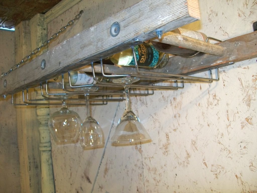 Wall Mount Ladder Wine Rack - 4 Bottles & Stemware