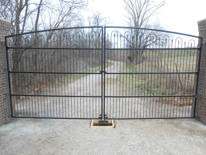 Wide Wrought Iron Secure Driveway Gates - 6't x 20'w