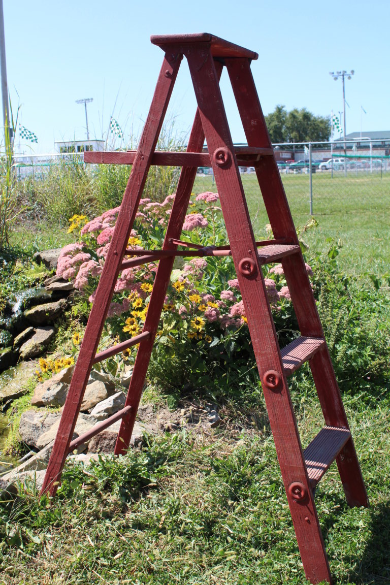 Wooden 5' Vintage Rusty Red Step Ladder For Home Decor