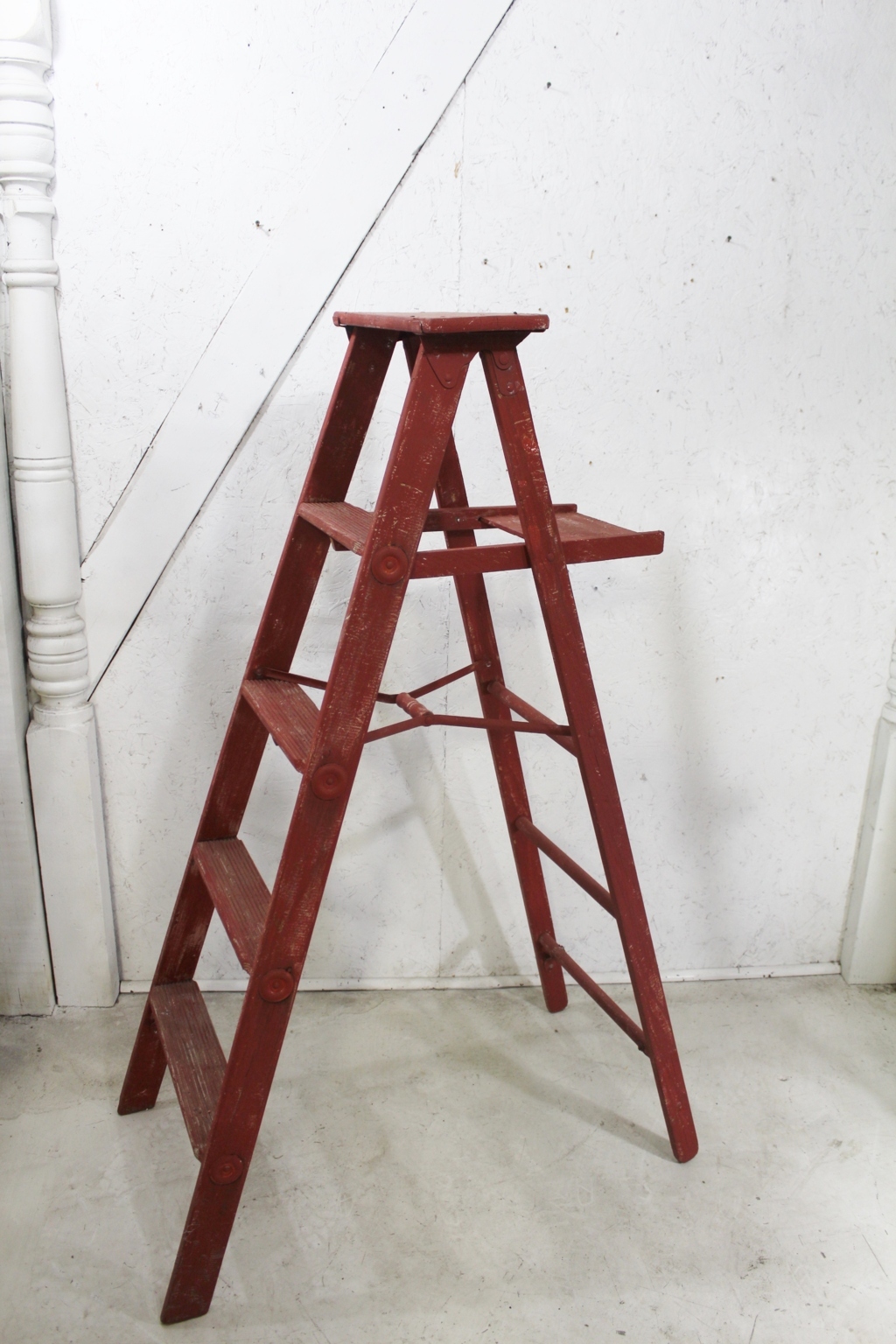 Wooden 5' Vintage Rusty Red Step Ladder For Home Decor