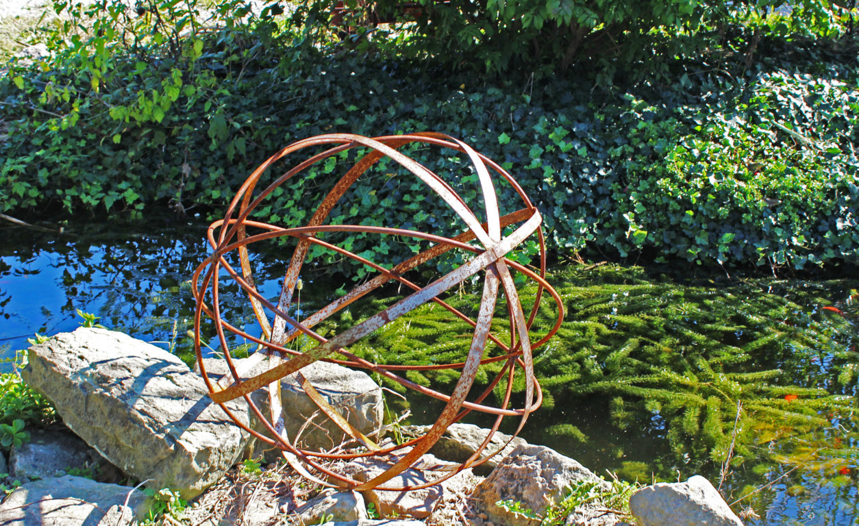 Wrought Iron 24" Strap and Rod Garden Ball