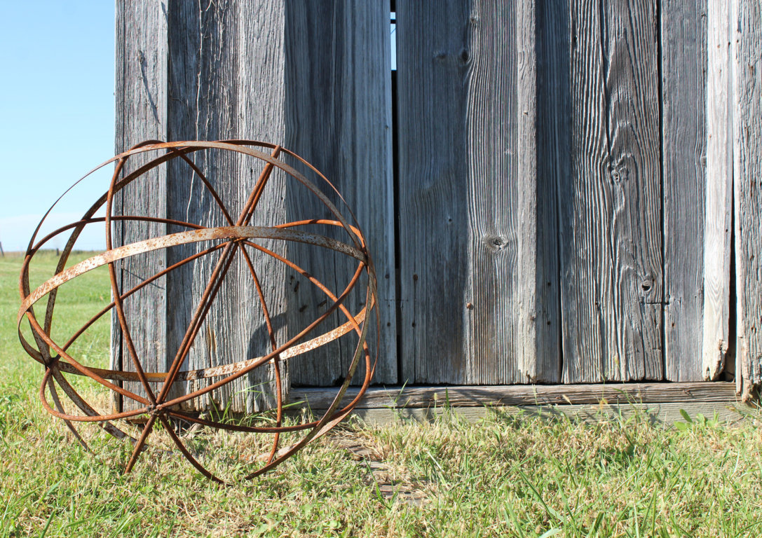 Wrought Iron 24" Strap and Rod Garden Ball