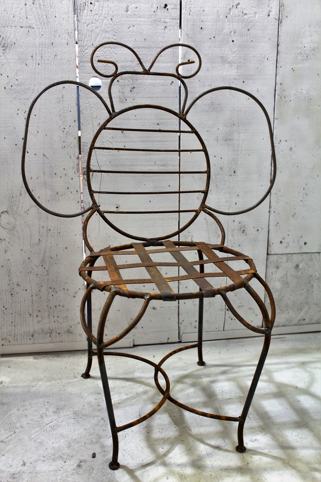 Wrought Iron Adult Bumblebee Table Metal Patio Furniture