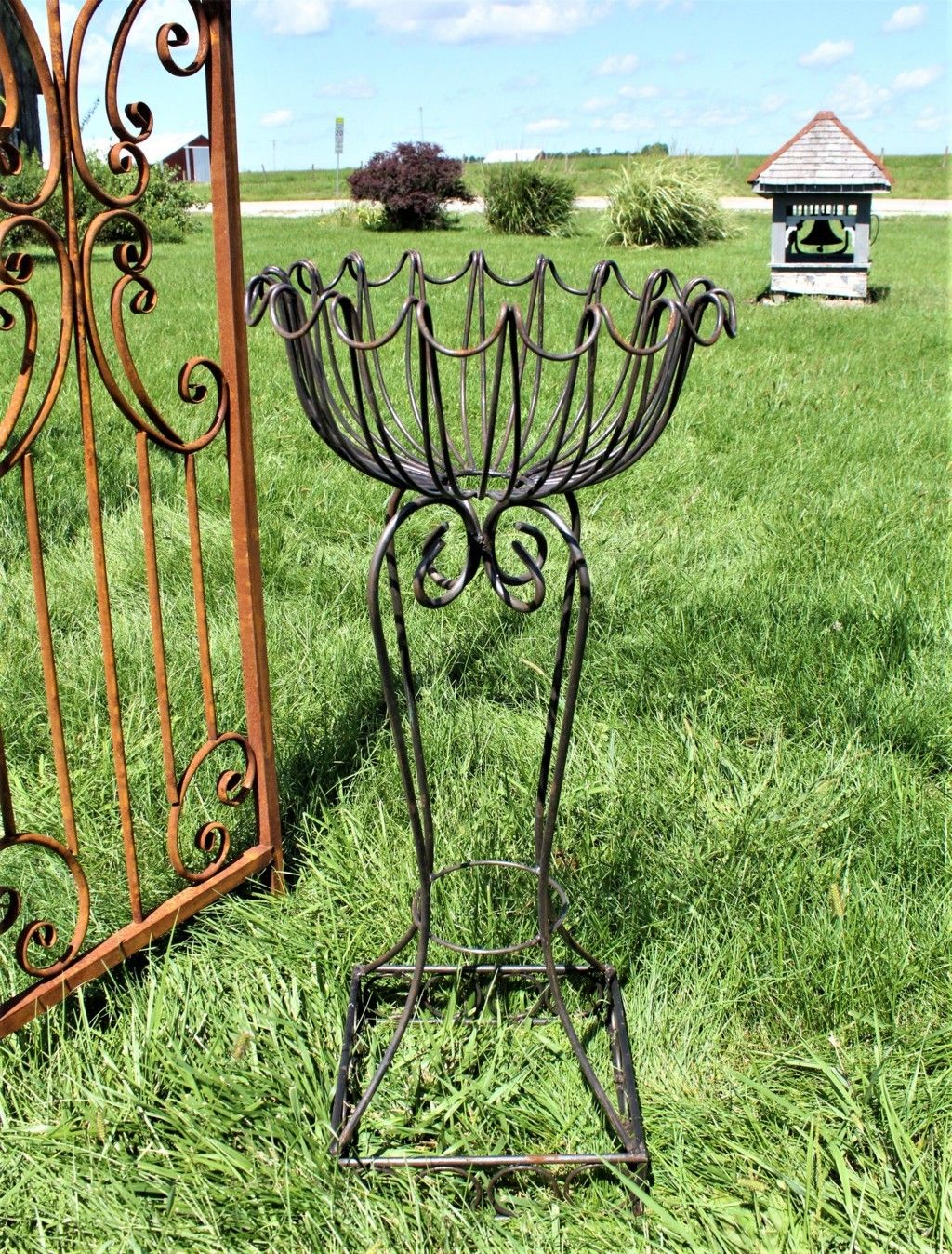 Wrought Iron Medium Pablo Plant Stand Decorative Pot Holder